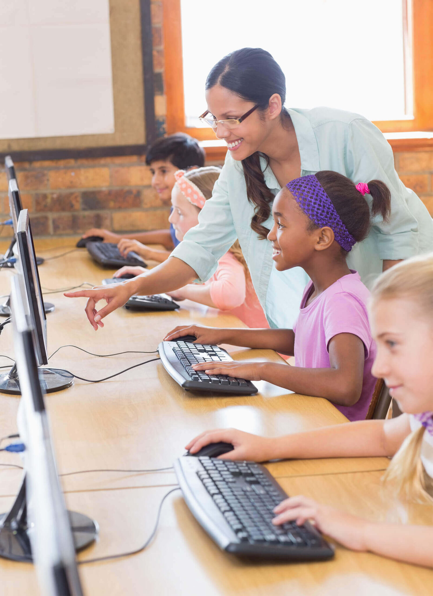 AI & Robotics Innovation Labs – Inventant Education